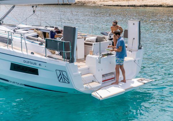 Dufour 41 - Dufour Yachts