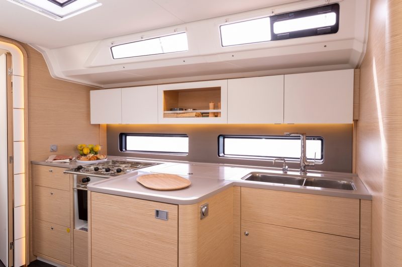 Dufour 41 - Dufour Yachts