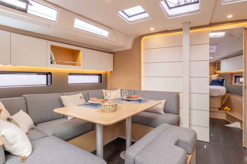 Dufour 41 - Dufour Yachts