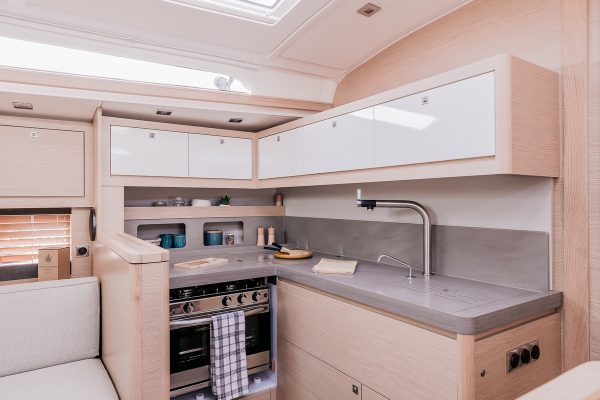 Dufour 470 - Dufour Yachts